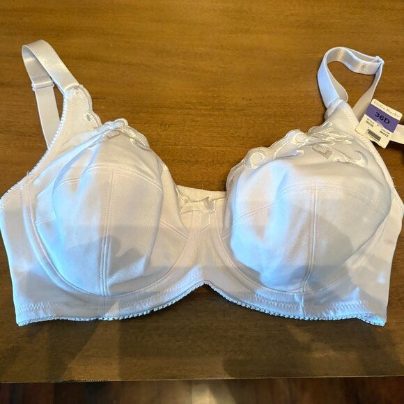 Delta Burke | Intimates & Sleepwear | Nwt Delta Burke 36d Underwire Bra ...